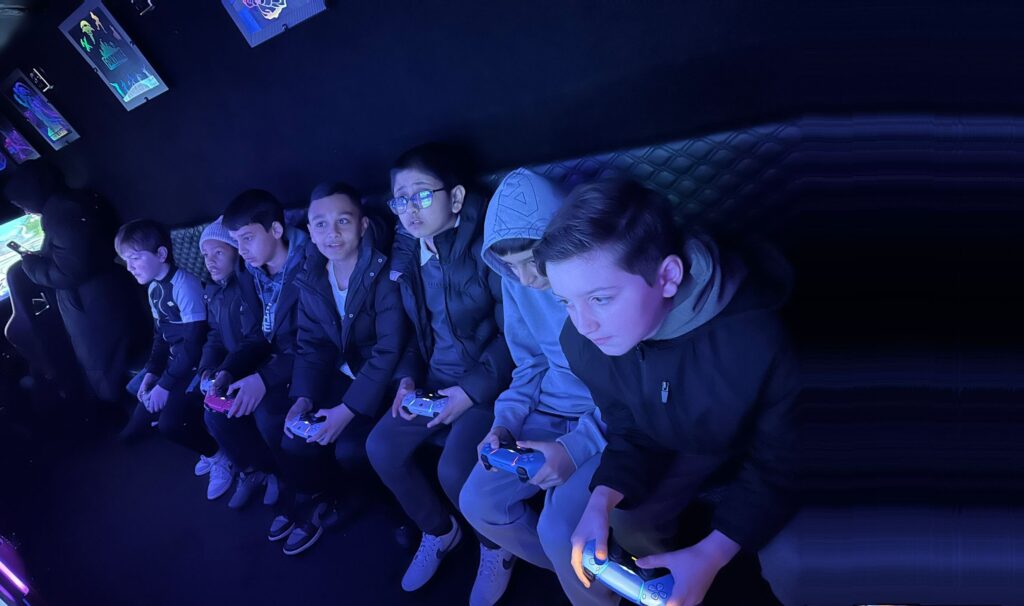 Gaming Van Hire London and Essex | Kids Parties and Events